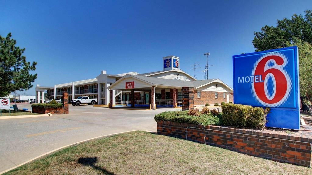 Otel Motel 6 Lawton, Lawton, foto