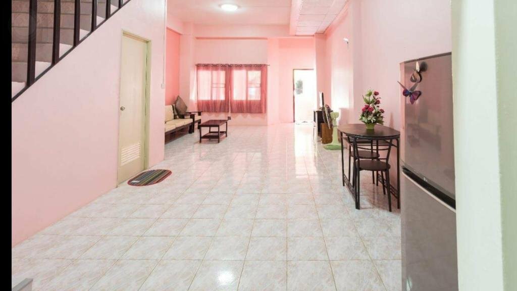 Otel Yellow House, Dünya, foto