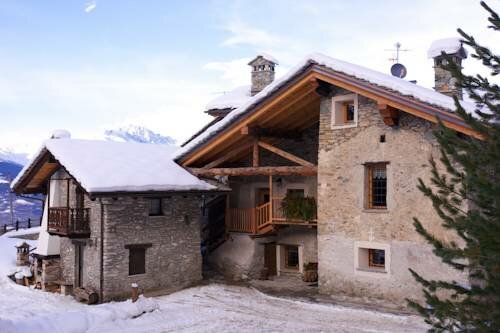 Otel Maison Peroulaz, Aosta Vadisi, foto