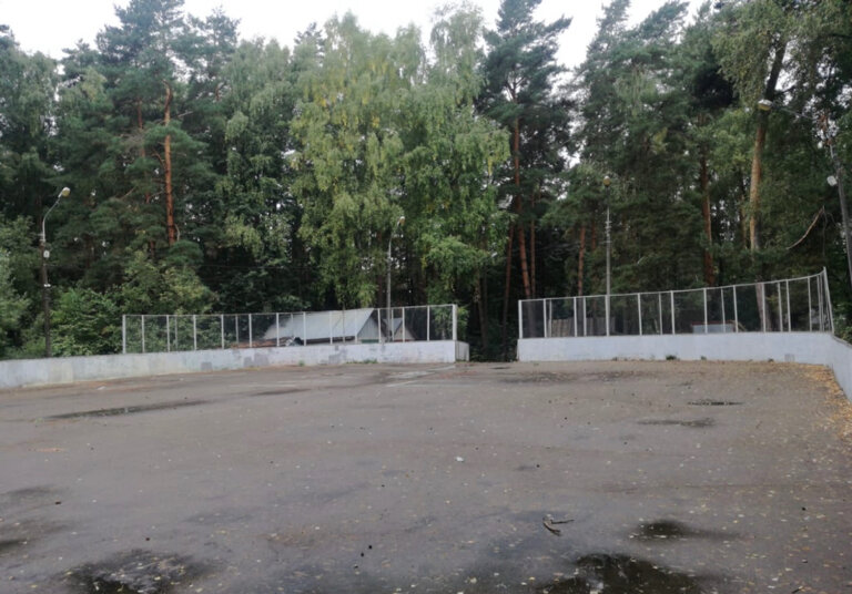 Spor alanı Хоккейная площадка, Moskova ve Moskovskaya oblastı, foto