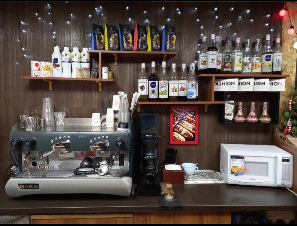 Kahve dükkanları Кофейня, Şahty, foto