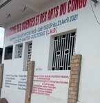 Académie Des Sciences Et Des Arts Du Congo (Brazzaville, Commune de Poto-Poto), sanat okulları  Brazzaville'den