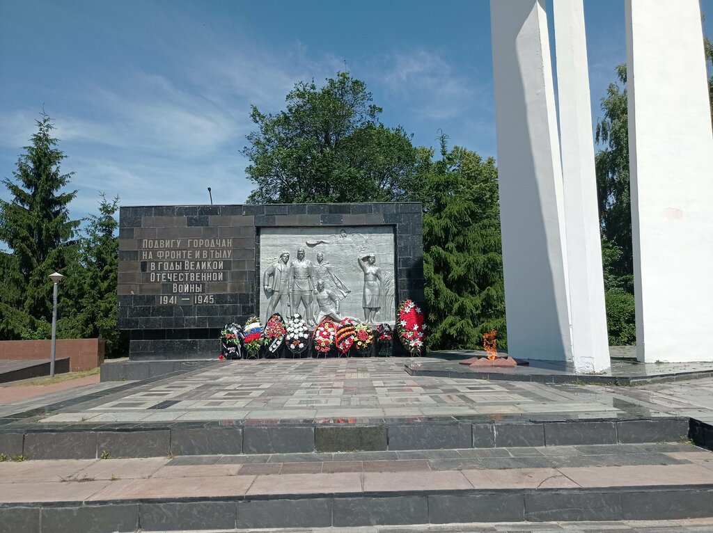 Anıt, heykel Памятник, Gorodets, foto