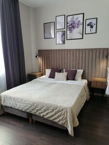 BonApart (Yadrintsevskaya Street No:71), otel  Novosibirsk'ten