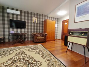 Дом Пионеров (Tyumenskiy rayon, Yalutorovskiy trakt, 27-y kilometr, с1/1), otel  Tümen (Tiumenskaya) oblastından