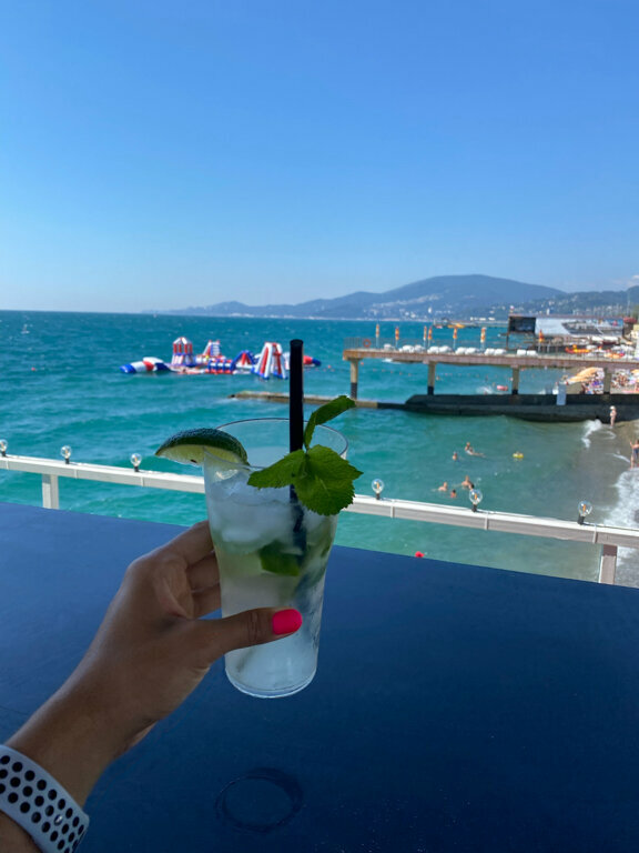 Bar На Гребне Волны, Soçi, foto