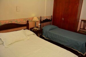 Hotel Los Reyes (Provincia de Salta, Departamento Capital, Salta, San Luis), otel  Salta'dan