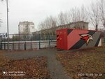 Хоккейная площадка (Omsk, posyolok Amurskiy), spor alanı  Omsk'tan