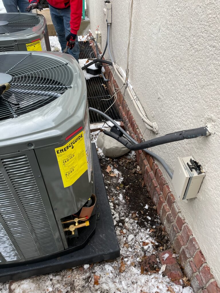 Isıtma sistemleri ve ekipmanları Suburban Heating & Cooling, Lenexa, foto