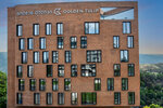 Hotel Golden Tulip Design Tbilisi (300 Aragvelis aghmarti No:2А), otel  Tiflis'ten