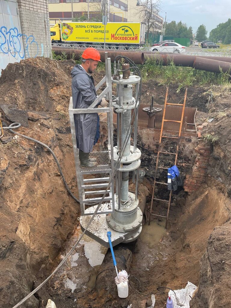 Petrol ve gaz firması Нефтегазстрой, Şçolkovo, foto