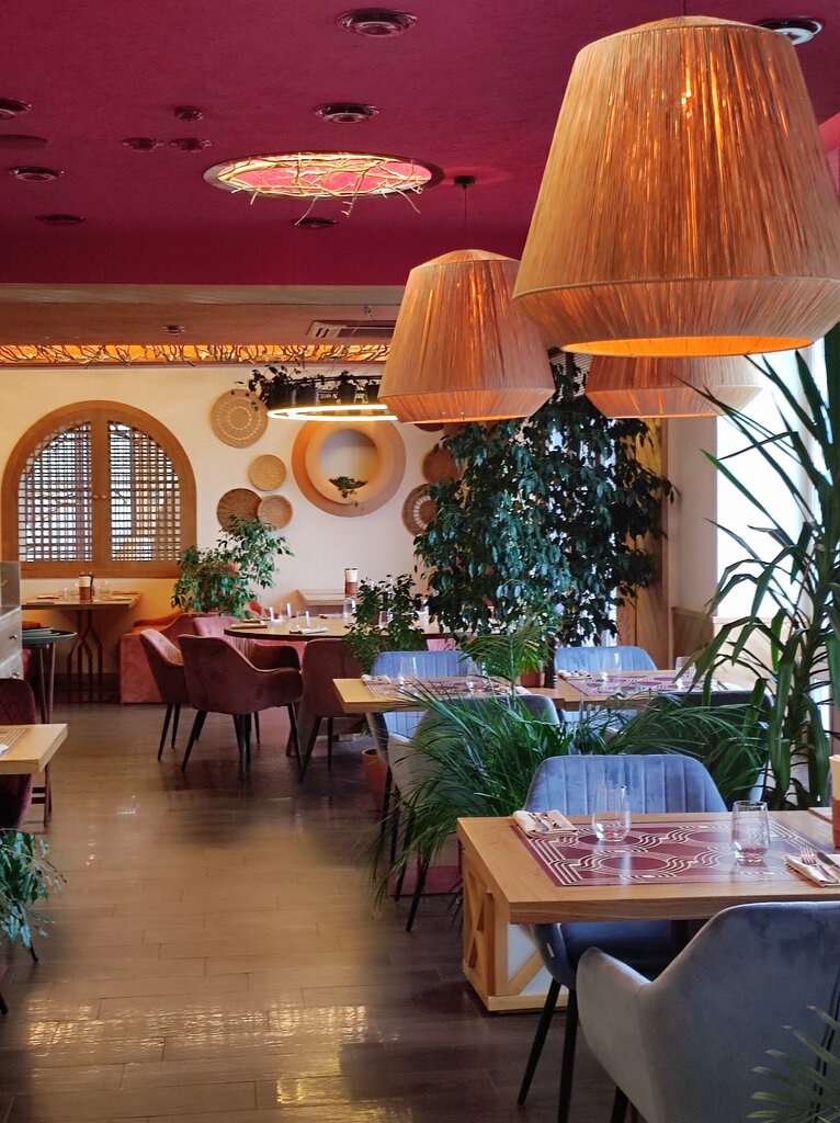 Restoran Nana Pirveli, Omsk, foto