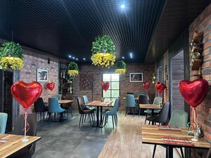 Mangal House (ulitsa Azina No:88А, rabochiy posyolok Novospasskoye), kafe  Ulyanovskaya oblastından