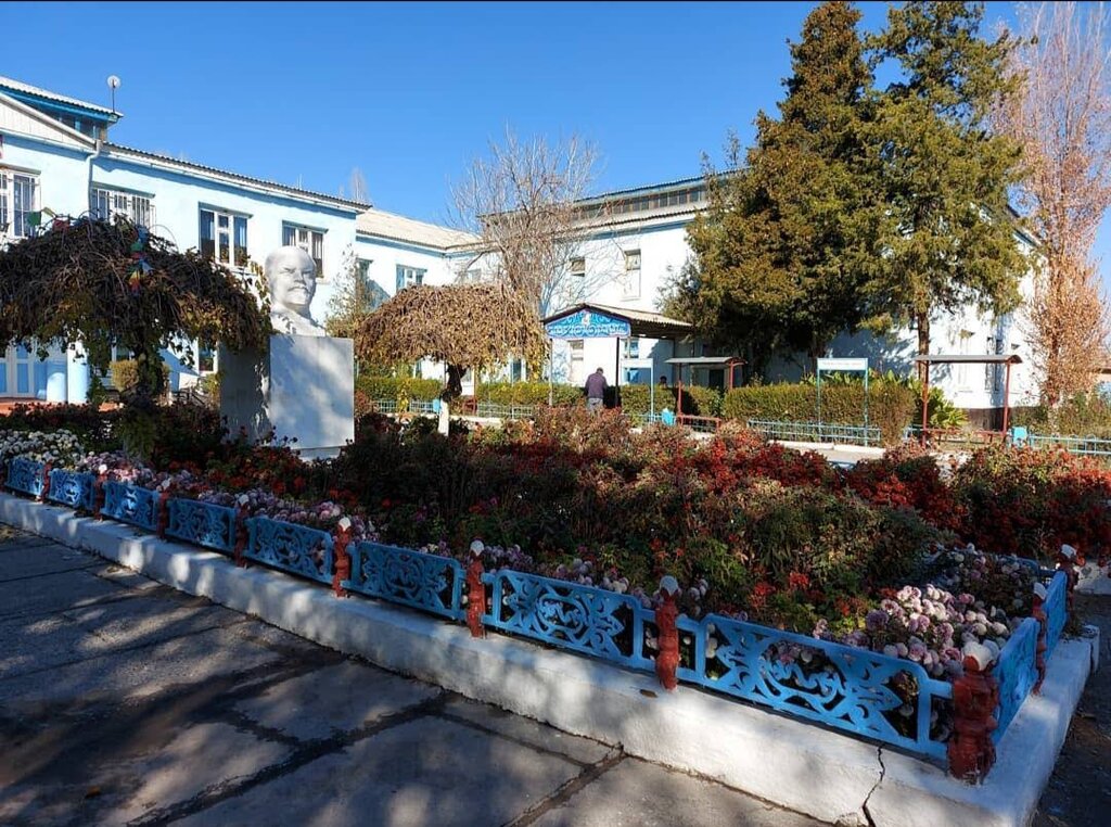 Ortaokul Comprehensive School No. 90 Named After Manas, Celal‑Abad İli, foto