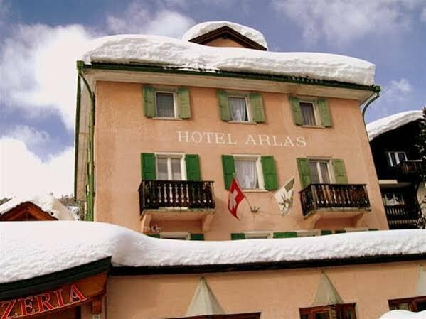Otel Hotel Arlas Restaurant, Graubunden, foto