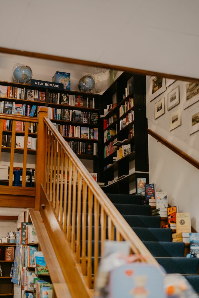 Kitap mağazaları Buchhandlung Thiel, Wiener Neustadt, foto