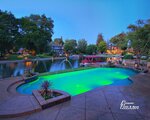 Premier Pools & Spas Santa Clarita (United States, Valencia, 28524 Constellation Rd.), yüzme havuzları  Santa Clarita'dan