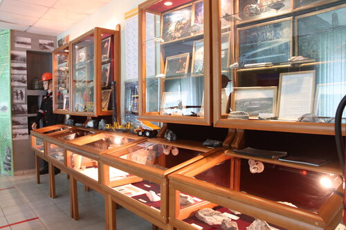Müzeler ve sanat galerileri Muzey istorii zolotodobychi Severo-Yeniseyskogo rayona, Krasnoyarski krayı, foto