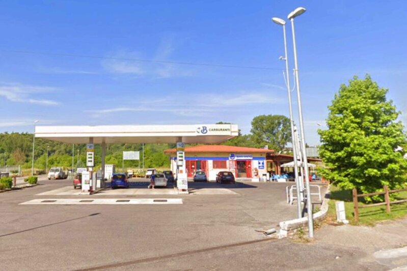 Otogaz dolum istasyonu Stazione di servizio B Carburanti, Lazio, foto