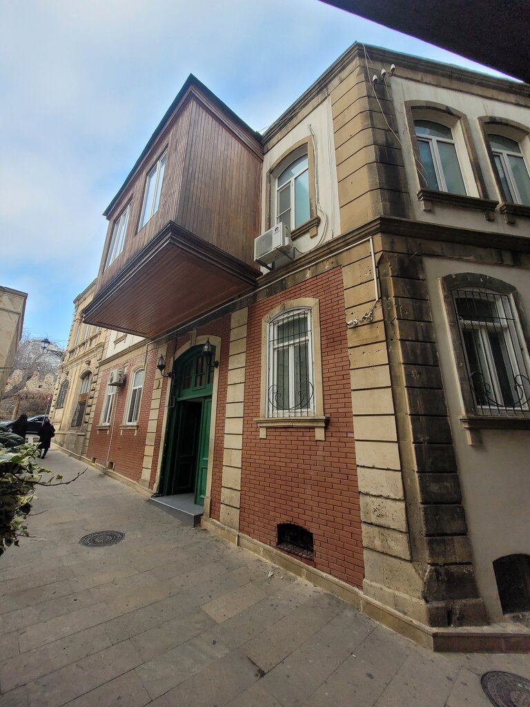 Turistik yerler Mir Mövsüm Ağa Evi, Bakü, foto