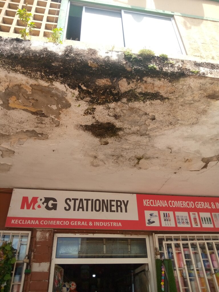 Giyim mağazası La Moda, Loanda, foto