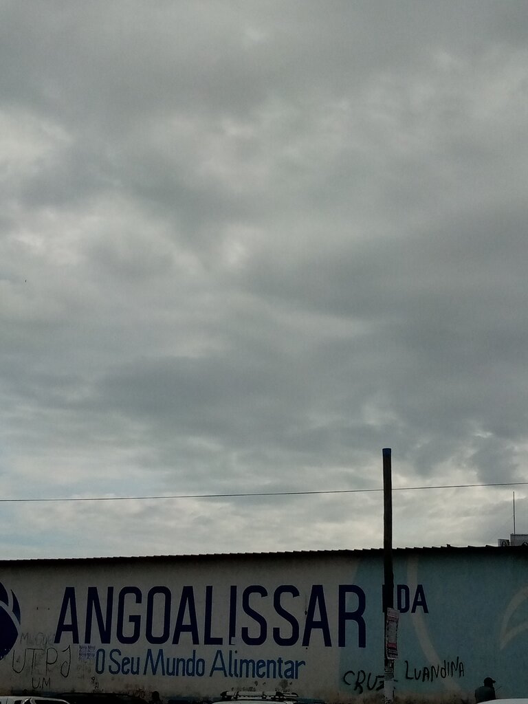 Alışveriş merkezleri Angoalissar, Loanda, foto