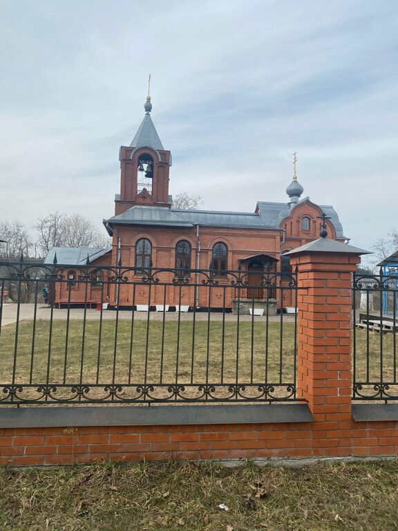 Ortodoks kiliseleri Tserkov Vsekh Svyatykh Peterburgskikh V Kingiseppe, Kingisepp, foto