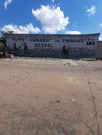 Tutu Nursery And Primary School (Madalitso Road No:205), anaokulları  Lusaka'dan