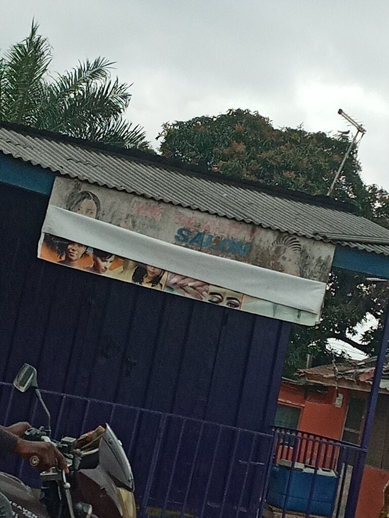 Güzellik salonu K. k beauty salon, Akra, foto