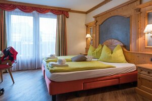 B&b VIA Vai (Via Ostaria No:47, Livigno), otel  Livinio'dan