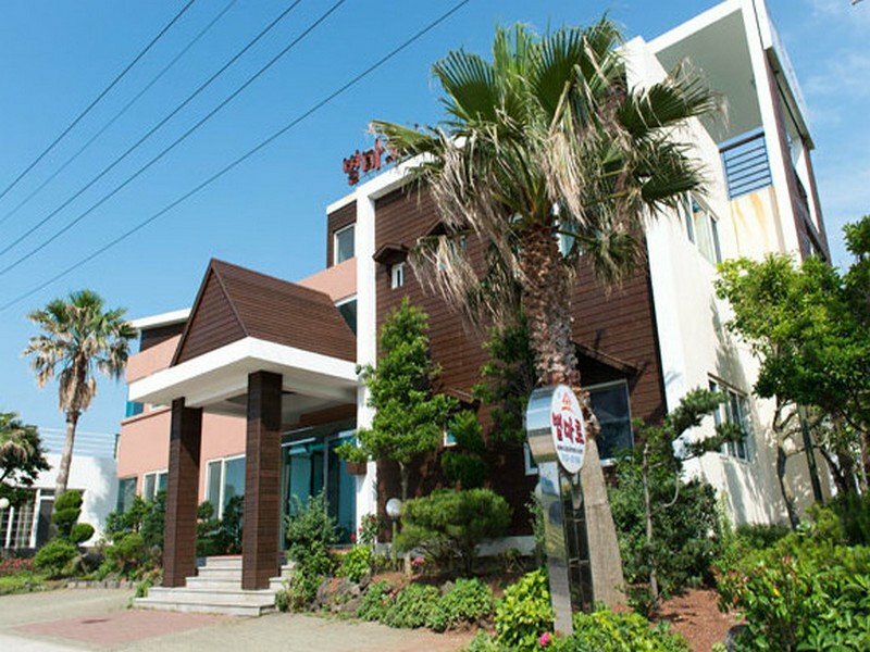 Otel Byeolmaro Pension in Jeju, Chjechju, foto