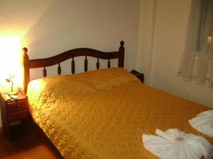 Hotel Ambar (Provincia de Córdoba, Villa Carlos Paz), otel  Villa Carlos Paz'dan