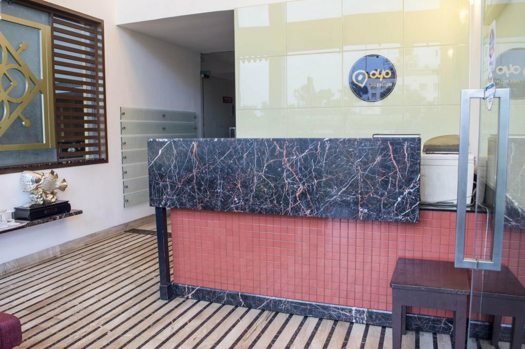 Otel Oyo Premium Isbt Bhopal, Bhopal, foto