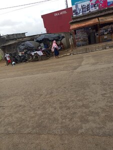 Oka Hotel Abobo (Abidjan, Commune of Abobo, Quartier de la Clouétcha Kénédy), otel  Abican'dan