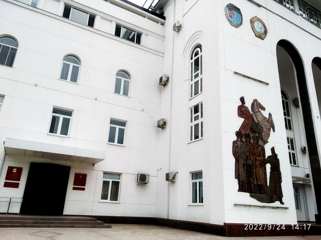 Devlet kurumları ve bakanlıklar Administration of the Head and Government of the Republic of Dagestan, Makhachkala, foto