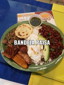 Spoons (GT, Suit 2 Merengue Town plaza, Boilers road), restoran  George Town'dan