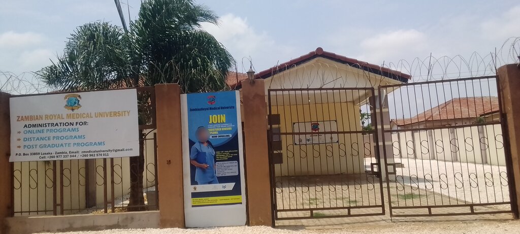Tıp merkezleri ve klinikler Chipatala, Lusaka, foto