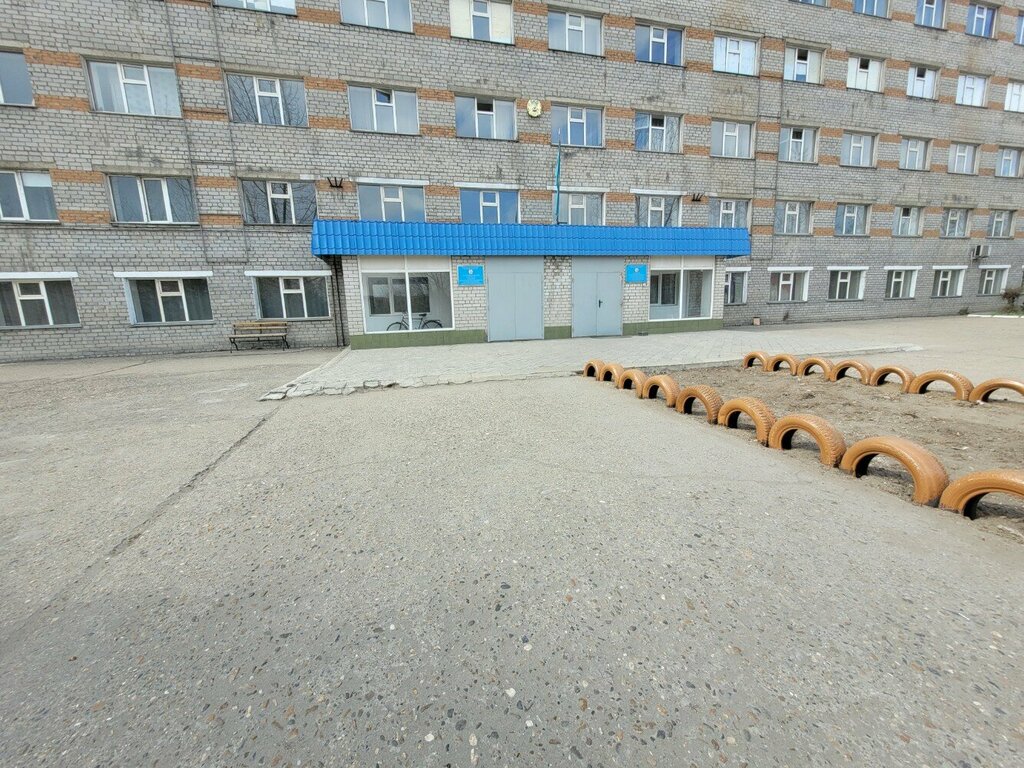 Yüksekokul Electrical Engineering College, Semey, foto
