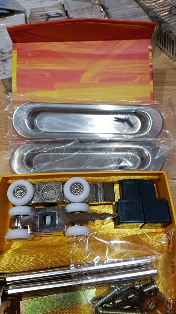 Mobilya aksesuar ve parçaları Onyx, Saint‑Petersburg, foto