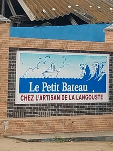 Le Petit Bateau (Abidjan, Port-Bouet), restoran  Abican'dan