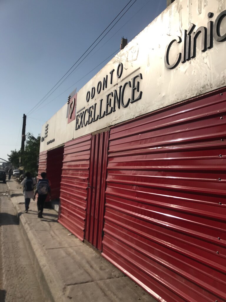 Özel ağız ve diş sağlığı klinikleri ve muayenehaneleri Odonto Excellence Deolinda Rodriguee, Loanda, foto