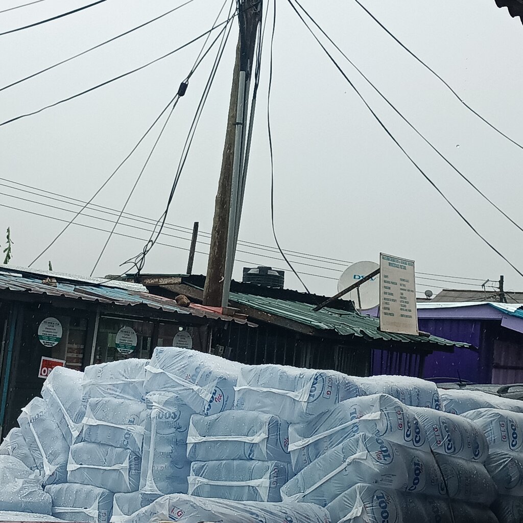 Kozmetik ve parfümeri mağazaları Marlorm Cosmetics & General Goods, Dünya, foto