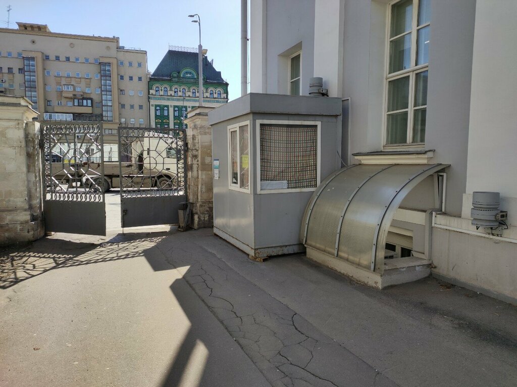 Geçiş noktaları, güvenlik kontrol alanı НИИ скорой помощи имени Н. В. Склифосовского, КПП № 6 Общий, Moskova, foto