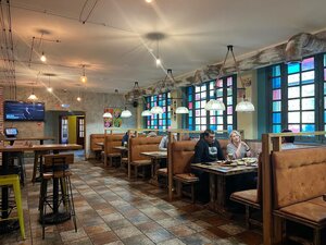 Hmel i sol (Chubynina Street No:24), restoran  Salehard'dan