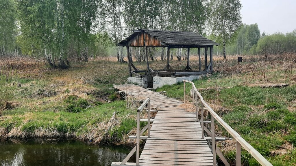 Pınar, çay Spring, stream, Sverdlovskaya oblastı, foto