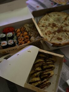 Tunec (ulitsa Baranova No:2А, rabochiy posyolok Monino), suşi restoranı  Moskova ve Moskovskaya oblastından