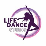 Life Dance studio (Krasnaya ulitsa No:59/7), dans okulları  Yeysk'ten