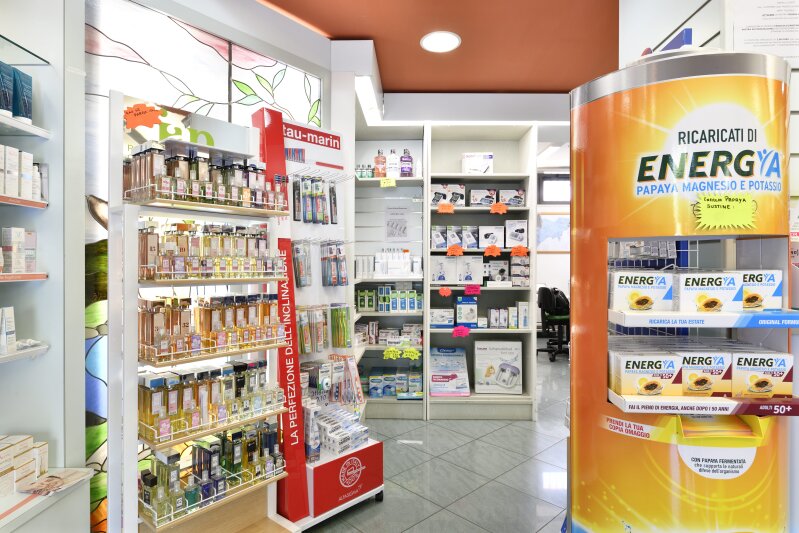 Eczaneler Farmacia San Francesco, Sardunya, foto