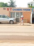 Ets St (Brazzaville, Commune de Poto-Poto, Rue des Balaris), soğuk hava tesisi  Brazzaville'den
