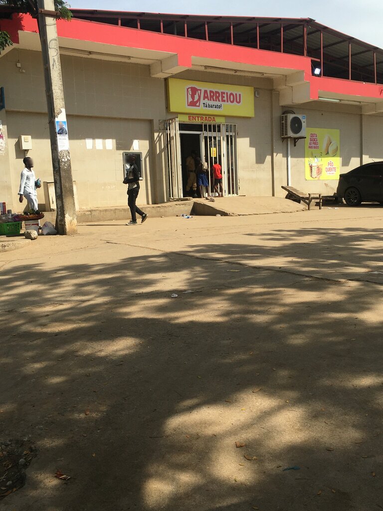 Süpermarket Arreiou Cacuaco, Loanda, foto